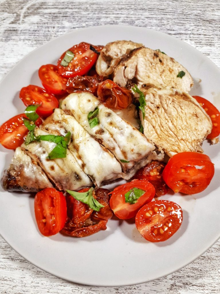 Fileto pule në tavë me mozzarella - Neps.al