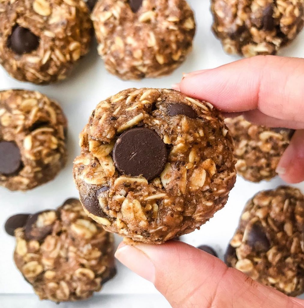 Toptha çokollate me tërshërë. Për ta nisur të martën plot energji ...