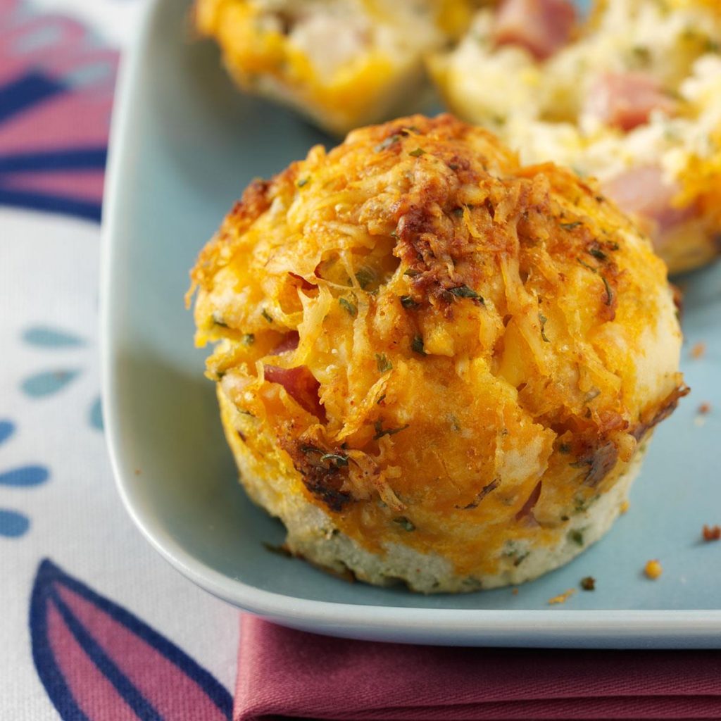 Si të bëni muffins të kripura për një mëngjes të shijshëm - Neps.al Si të bëni muffins të kripura për një mëngjes të shijshëm - Neps.al