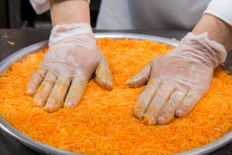 Khanef: Receta e ëmbëlsirës tradicionale nga Lindja e Mesme - Neps.al