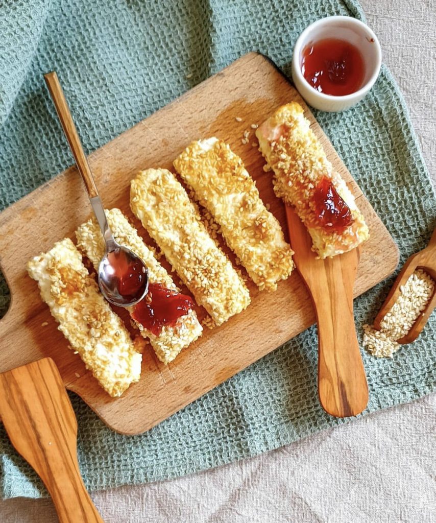 Shufra djathi të zhytura në vaj ulliri dhe susam - Neps.al